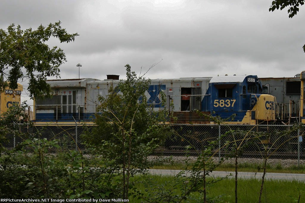 CSX 5837